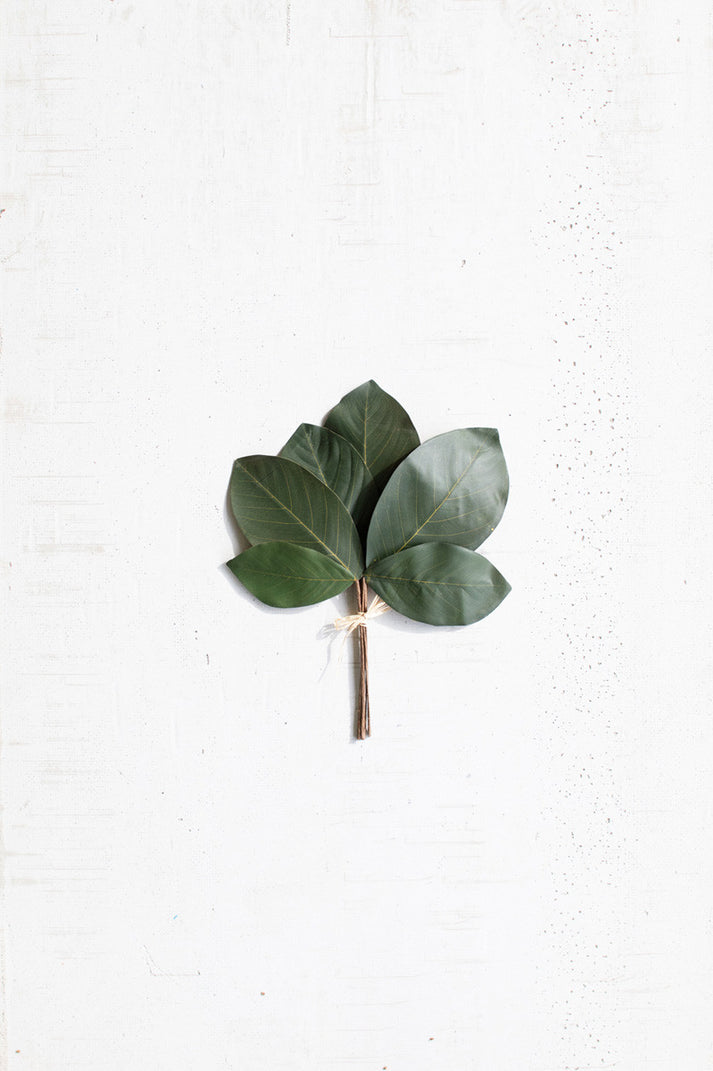 MAGNOLIA LEAF SPRAY – Design 2 Sell at the Lakes